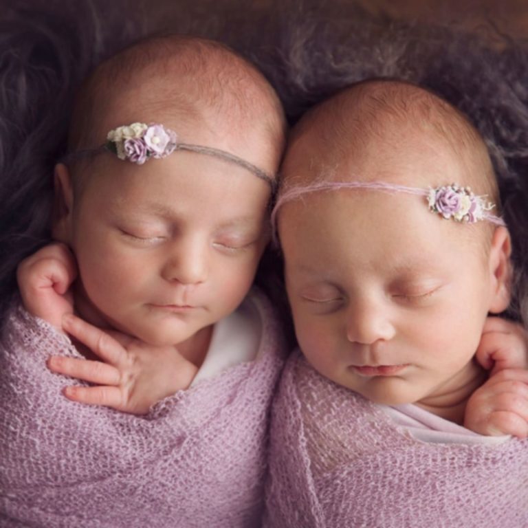 100 Cute Twins New Born Photography You Can Copy 92 – Style Female