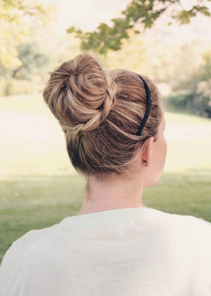 50+ Stunning Classy Clean Bun Hairstyles Ideas – Style Female